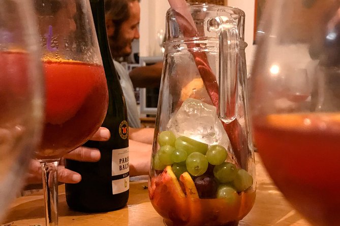 Sangria Cultural Workshop with Tapas - Analyzing the Value
