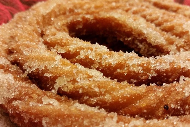 Seville Food Tour: Tapas, Drinks and Delights with a Local