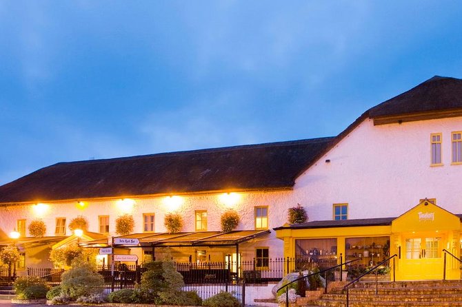 Skip the Line: Irish Night Show Including 4-Course Dinner Ticket