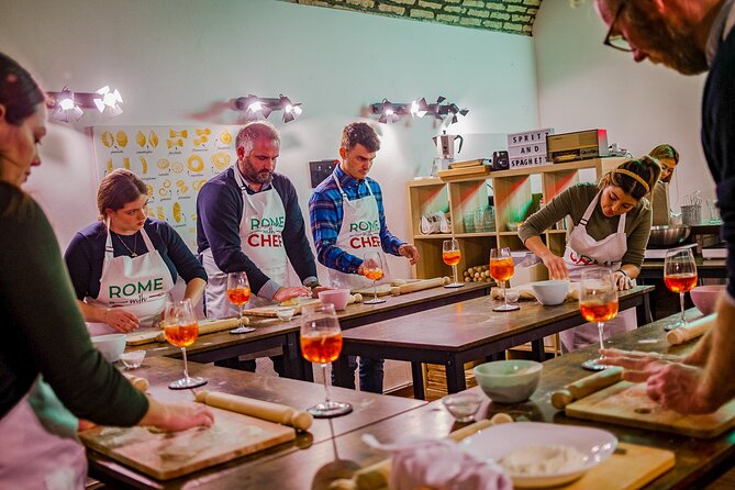 Spritz & Spaghetti: Tipsy Cooking Class in Rome