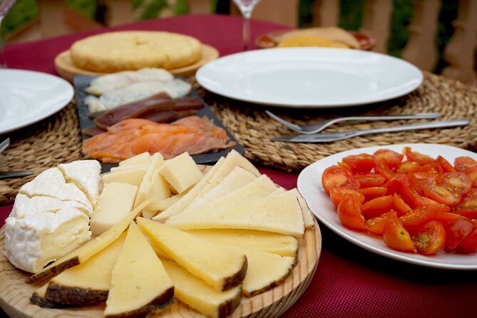 Tapas in the vineyards - Practical Details: What to Expect and Tips for Enjoyment