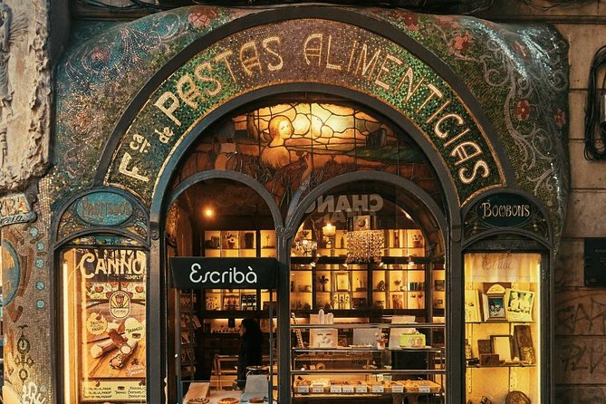 The Ultimate Old Town Tour in Barcelona - The Value of a Local Guide