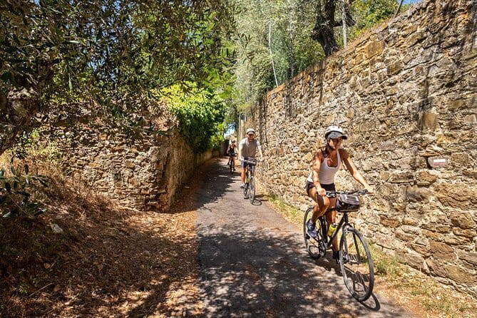 Tuscany Half day biking with oil producer, Chianti wine and food