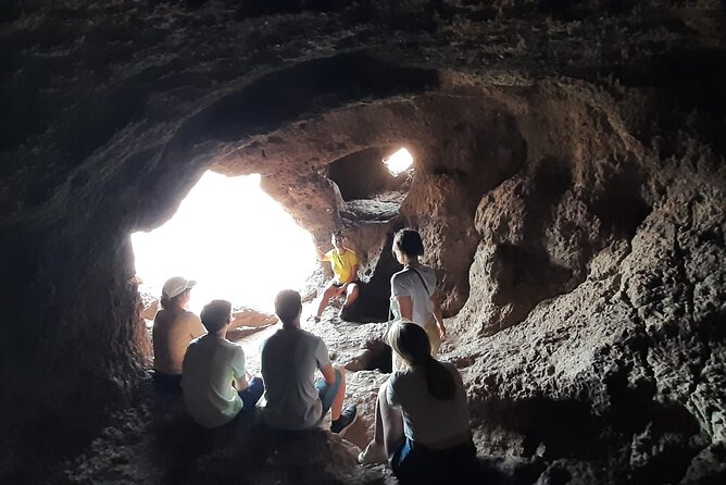 Barranco de las Vacas, caves & village by 2 native guides - Who Will Love This Tour?