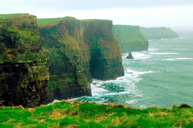 Cliffs Of Moher Tour In Spanish - Transportation & Comfort