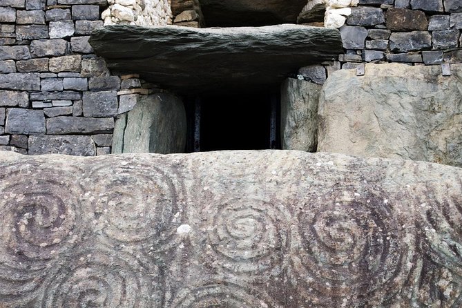 Dublin to Newgrange, Monasterboice Small Group Guided Tours - The Sum Up