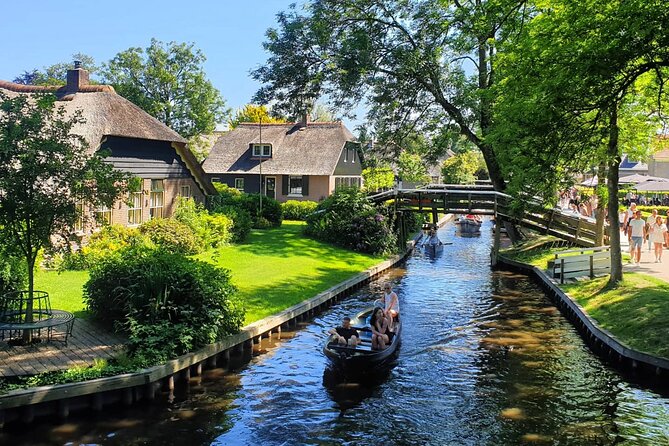 Giethoorn and Zaanse Schans Day Tour with Small Boat Ride - Analyzing the Tours Value