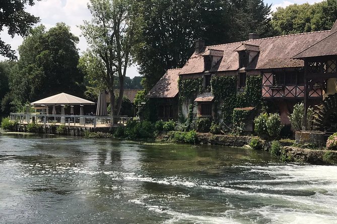 Giverny's House & Gardens plus Versailles Palace Day Trip with Lunch from Paris - Authentic Experiences and Insights from Reviews