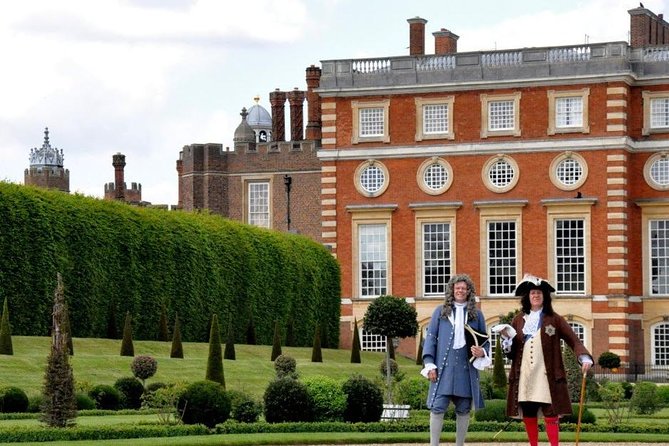 Hampton Court Palace Private Tour - Secrets of Henry VIII - FAQs