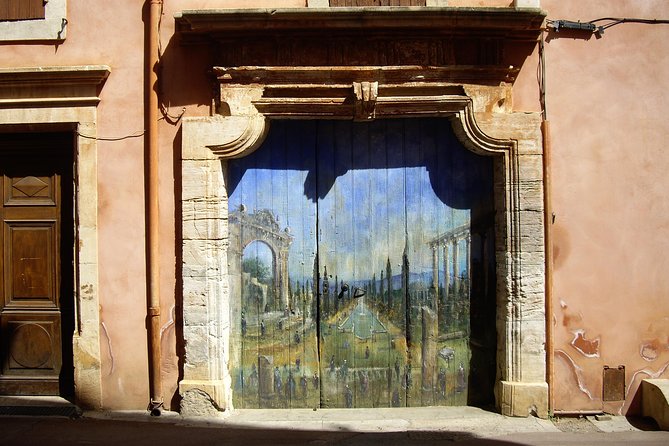 Highlights of Provence : Chateauneuf du Pape & Luberon - What to Expect in Terms of Logistics and Experience