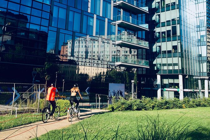 Miles and smiles /// Milan's ride - Pros and Cons Based on Reviews and Features