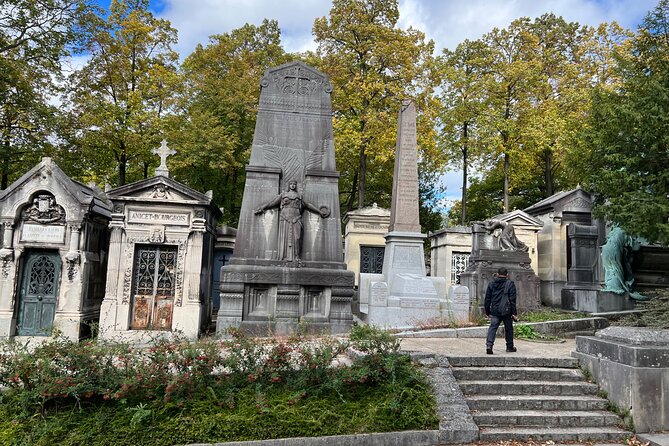 Paris: Haunted Père Lachaise Cemetery Guided Tour - Final Thoughts