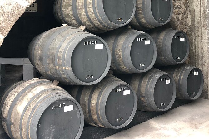 Port Wine Tour | 3 Cellars | 7 Tastings | 12 Participants Maximum - The Sum Up