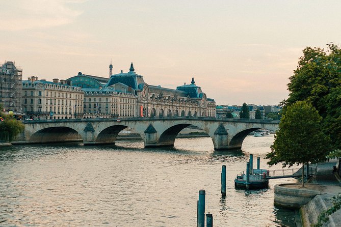 Private City Kickstart Tour: Paris - The Value of a Private Guide