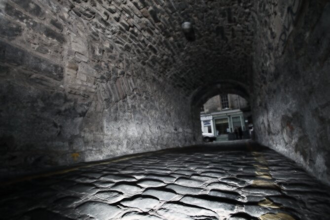 Small Group Edinburgh Underground Vaults & Graveyard Ghost Tour - The Value and Practicalities