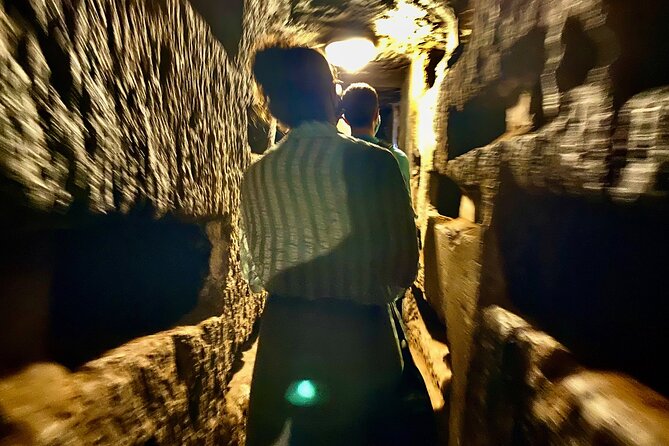 Small Group Express Tour of Roman Catacombs with Transfer - The Guides: Knowledgeable and Engaging