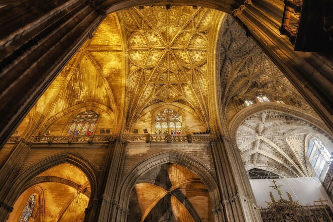 Small-Group tour of Seville Cathedral & Giralda Tower - Why the Reviews Praise This Tour