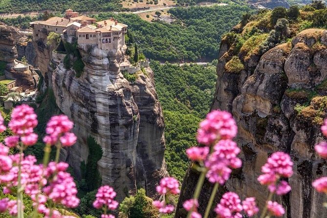 Spectacular Meteora Monasteries and Hermit Caves Private Trip - Authentic Experiences and Tips