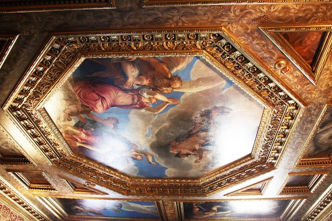 Venice: Doges Palace Prisons & Secret Itineraries Guided Tour - Practical Tips