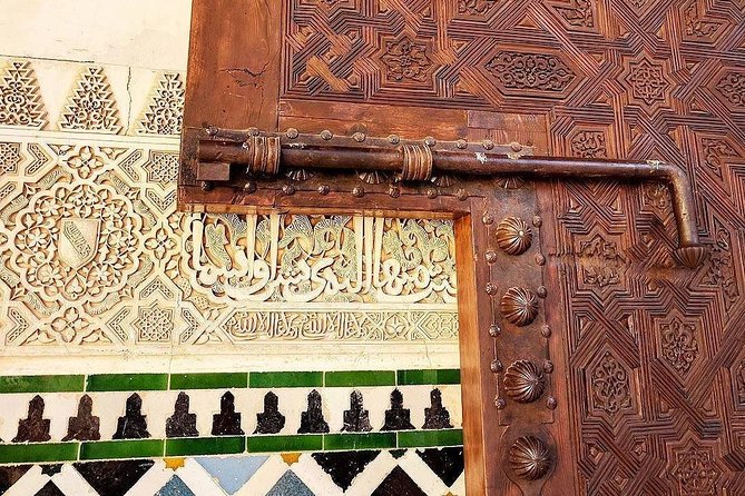 Alhambra, Nasrid Palaces and Generalife Private Tour from Malaga - What’s on the Itinerary?
