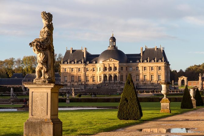 Fontainebleau and Vaux-Le-Vicomte Castle Small-Group Day Trip From Paris - Practical Tips for Travelers
