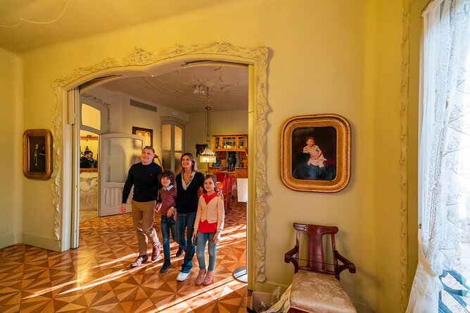 La Pedrera-Casa Mila Admission Ticket with Audioguide - Authentic Travel Tips