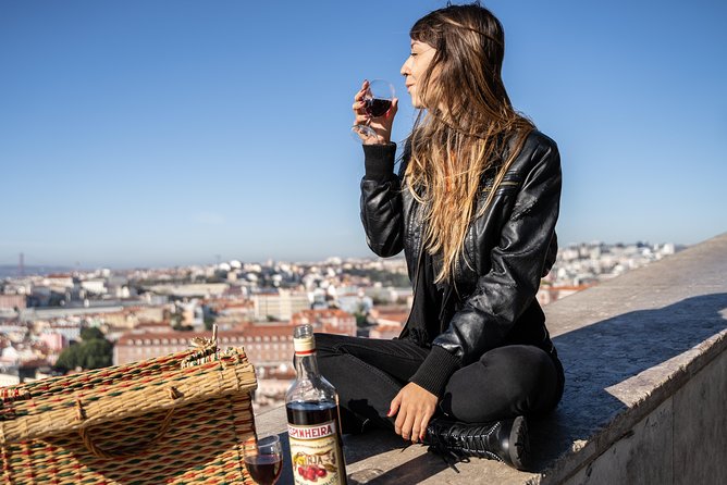 Lisbon: 5-Hour All Inclusive Tour on a Exclusive Tuk Tour - Who Should Book This Tour?