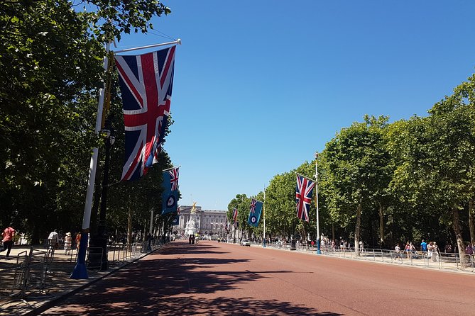 London 30 Top Sights with Fun Local Guide - Who Will Love This Tour?