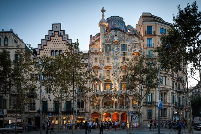 Park Guell and Sagrada Familia Private Tour with Hotel pick-up - The Bottom Line: Who Is This Tour For?
