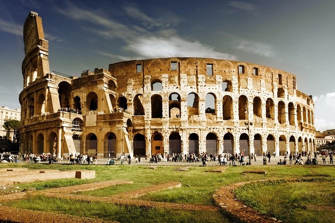 Premium Colosseum, Palatine Hill & Roman Forum Private Tour - Palatine Hill: The Birthplace of Rome