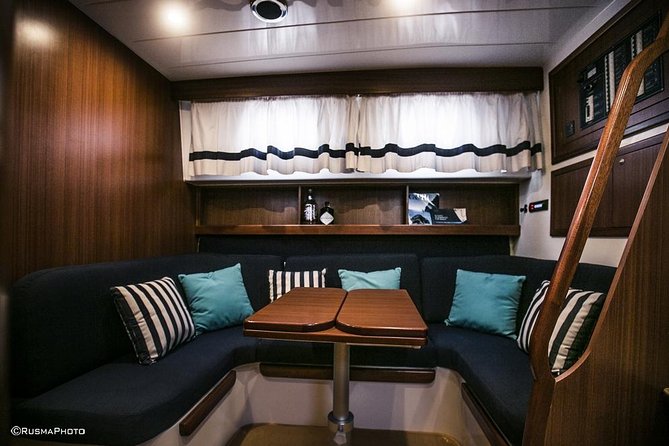 Private Capri day tour from Sorrento on a 38ft Motorboat - Analyzing the Cost and Value