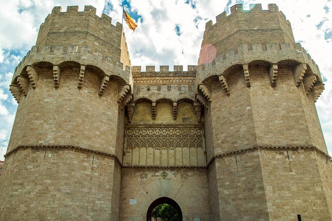 Valencia Highlights with Private Vehicle (Private Tour) - In The Sum Up