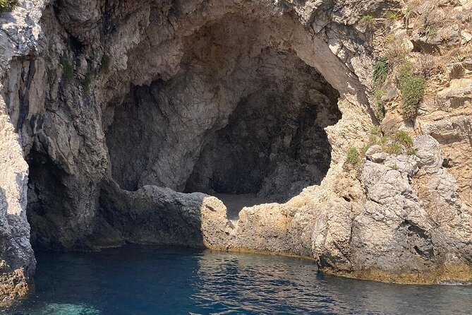 2-Hours Excursion to the Blue Grotto of Taormina in Isola Bella - The Sum Up