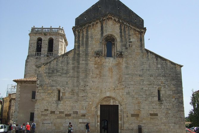 Besalu & 3 Medieval Towns Small Group Tour with Hotel Pick-Up - Who Will Love This Tour?