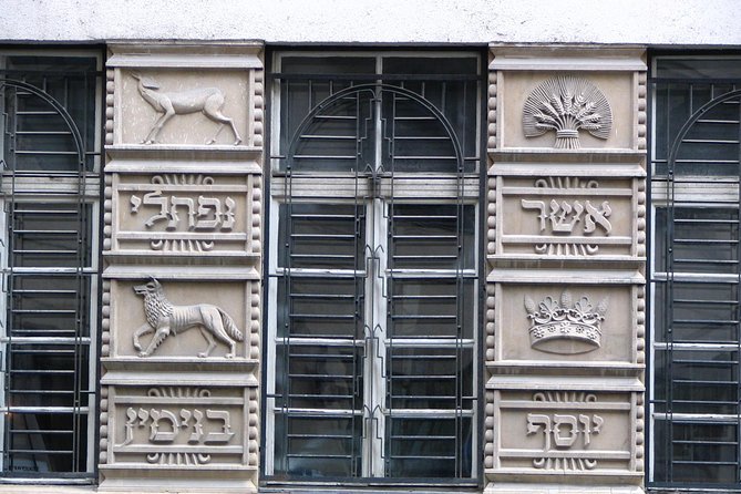 Budapest Dohany, Heroes', Rumbach synagogues & Jewish Ghetto Tour - FAQs