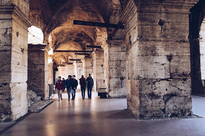 Colosseum Arena tour with Roman Forum and Cesar's Palace - FAQs