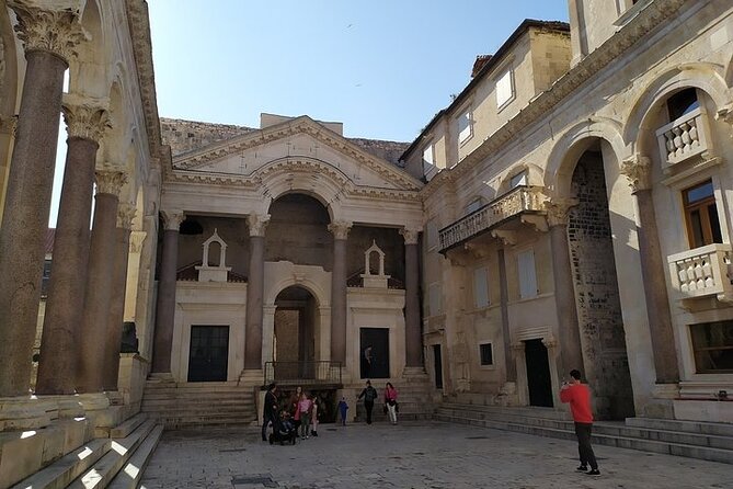 Experience Split With Local Professional Historian - Small Group - The Tour’s Practicalities