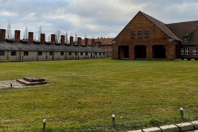 Krakow: Auschwitz-Birkenau Guided Tour & Hotel Pick Up - Wrapping Up