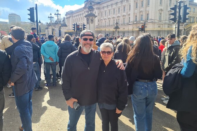 London Sightseeing Private Black Cab Tour with Hotel Pick Up - Frequently Asked Questions