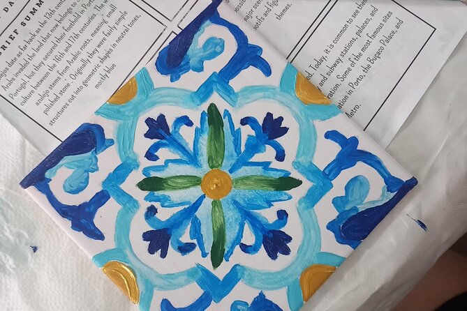 Painting of tiles & cocktails in Baixa do Porto - FAQs