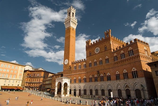 Private daytrip to Siena & Chianti wine country, with wine tasting from Florence - The Charm of Siena