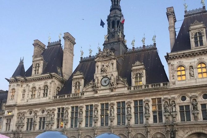 Private Tour in Italian of Paris: Centre, Montmartre, Louvre - The Sum Up