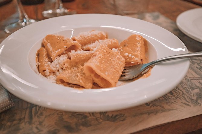 Roman countryside Food & Wine Tasting in a medieval winery - FAQs