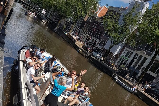 Amsterdam: The Bulldog Boat Smoke Cruise - Frequently Asked Questions
