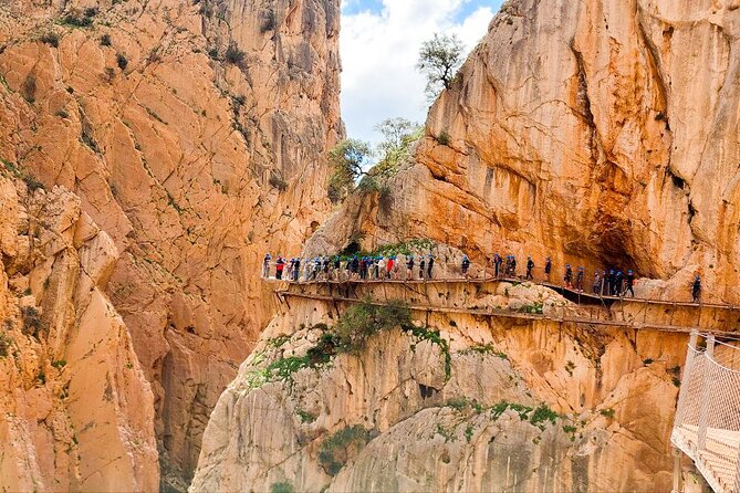 Caminito del Rey with Pickup from Nerja, Torrox and Torre del Mar - Frequently Asked Questions