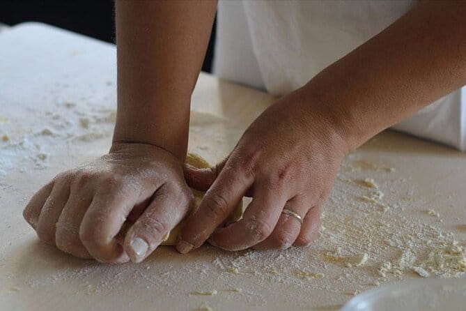 Florence Cooking Class in a Gorgeous Countryside Home with Maria - FAQ