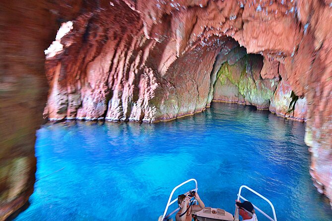 Friendly discovery of Scandola Calanques de Piana and meal stop at Girolata - In Closing