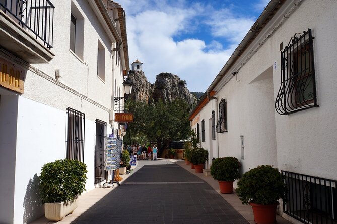 From Albir & Benidorm: Guadalest Village Excursion - FAQ
