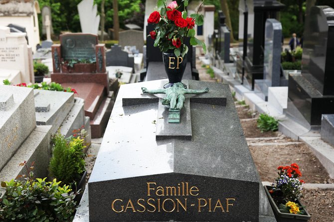 Paris: Famous Graves of Pere Lachaise Cemetery Guided Tour - Frequently Asked Questions