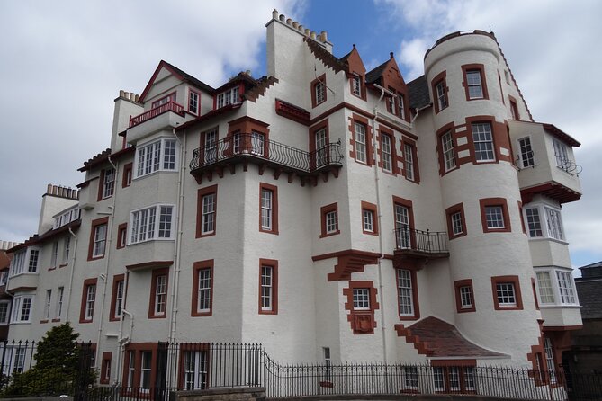 Private 4 Hour Tour of Edinburgh in a Spacious 6-seater Mercedes - FAQs